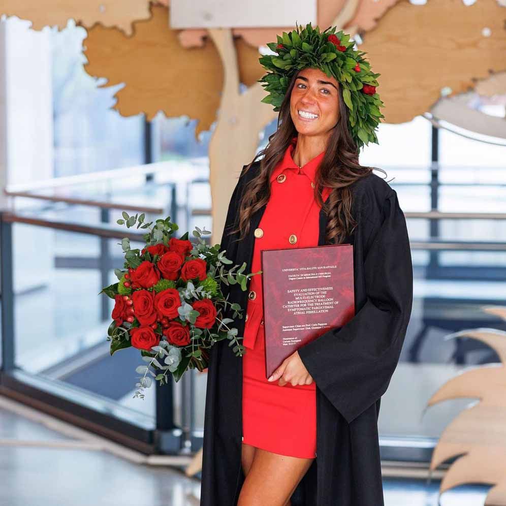Carlotta Rossignoli e le foto che scottano. Ecco chi è, guarda le foto
