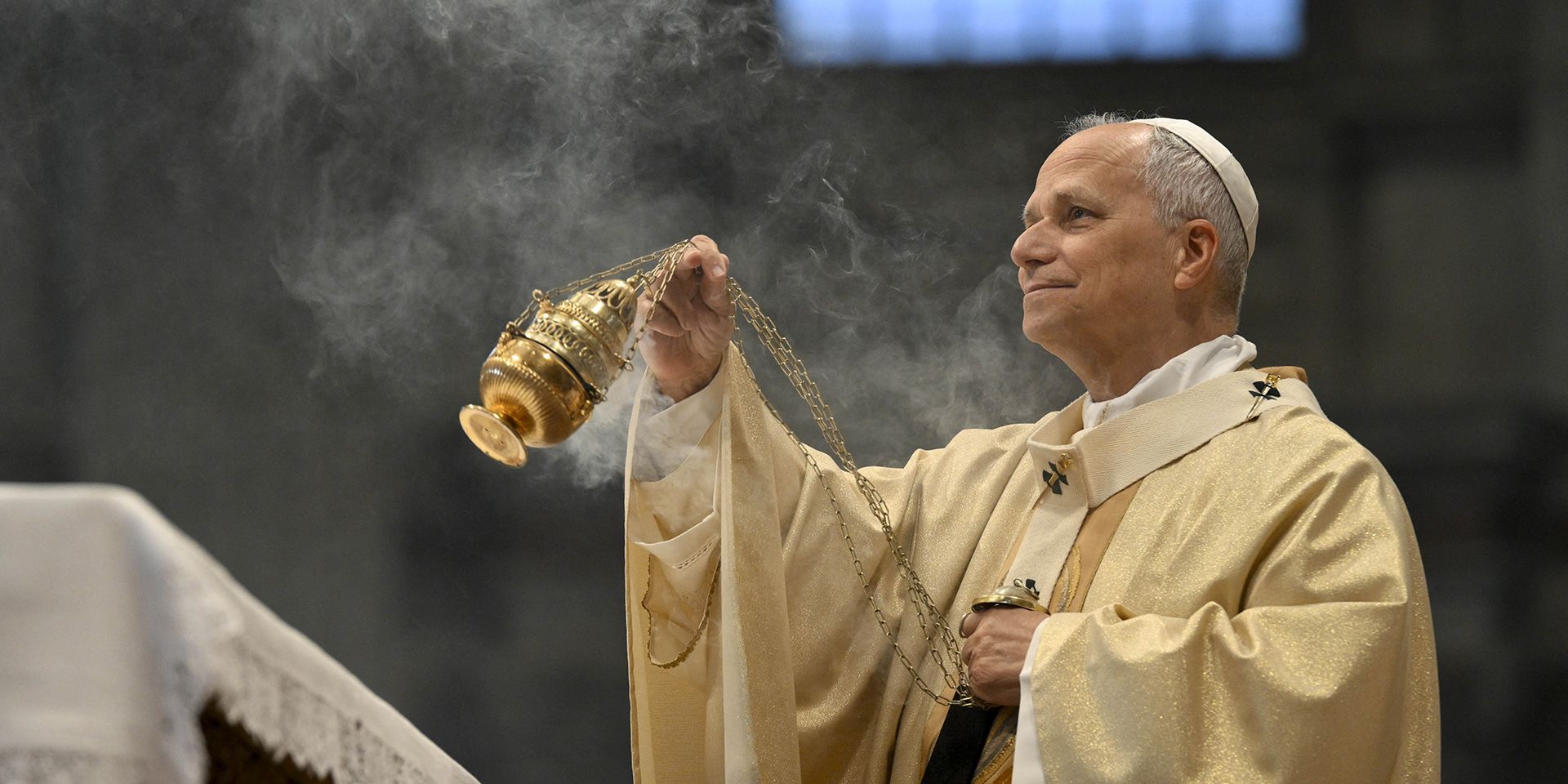 Disavventura per il Papa: telefona in banca ma l'impiegata non gli ...