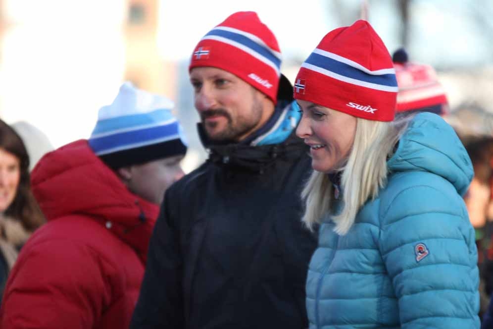 Haakon e Mette-Marit di Norvegia: è festa grande per i 25 anni di regno ...