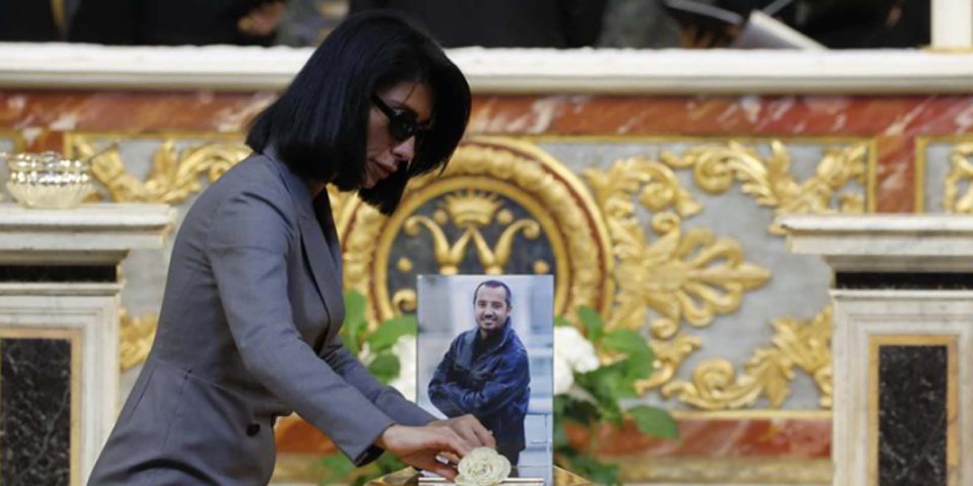 Franco Di Mare, i funerali: la grande commozione di Giulia Berdini e ...