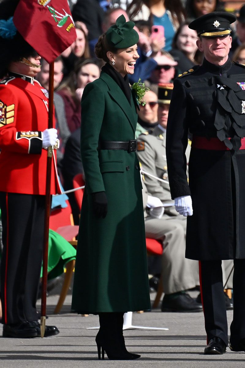 Kate Middleton in verde per la parata di San Patrizio e il tradizionale ...