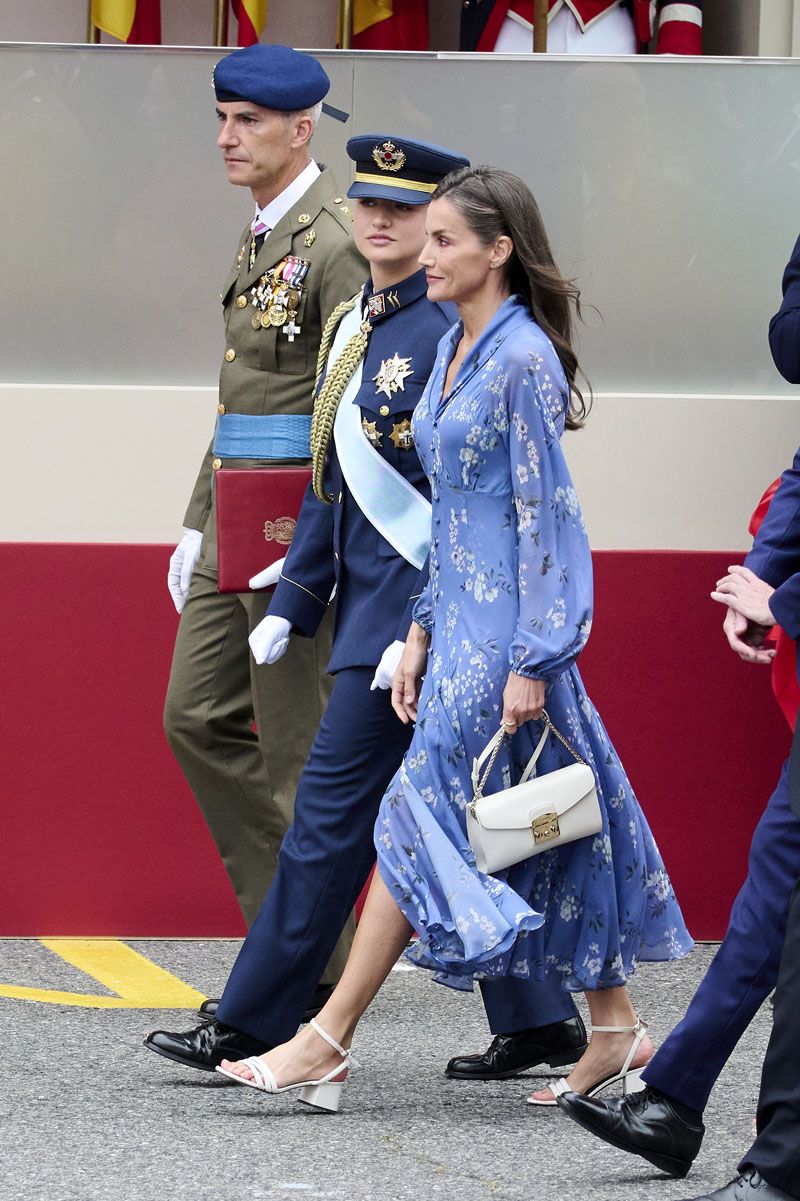 La Leonor di Spagna alla Giornata delle Forze Armate a Vigo