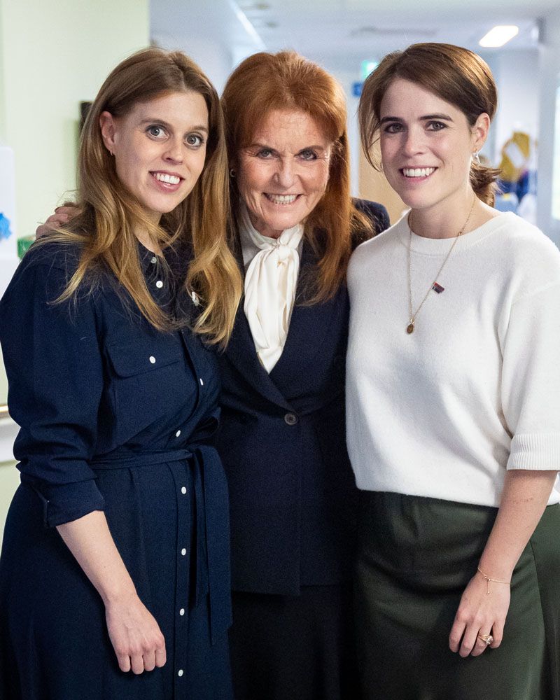 Scandalo Epstein, Beatrice ed Eugenie di York non saranno alla messa di ...