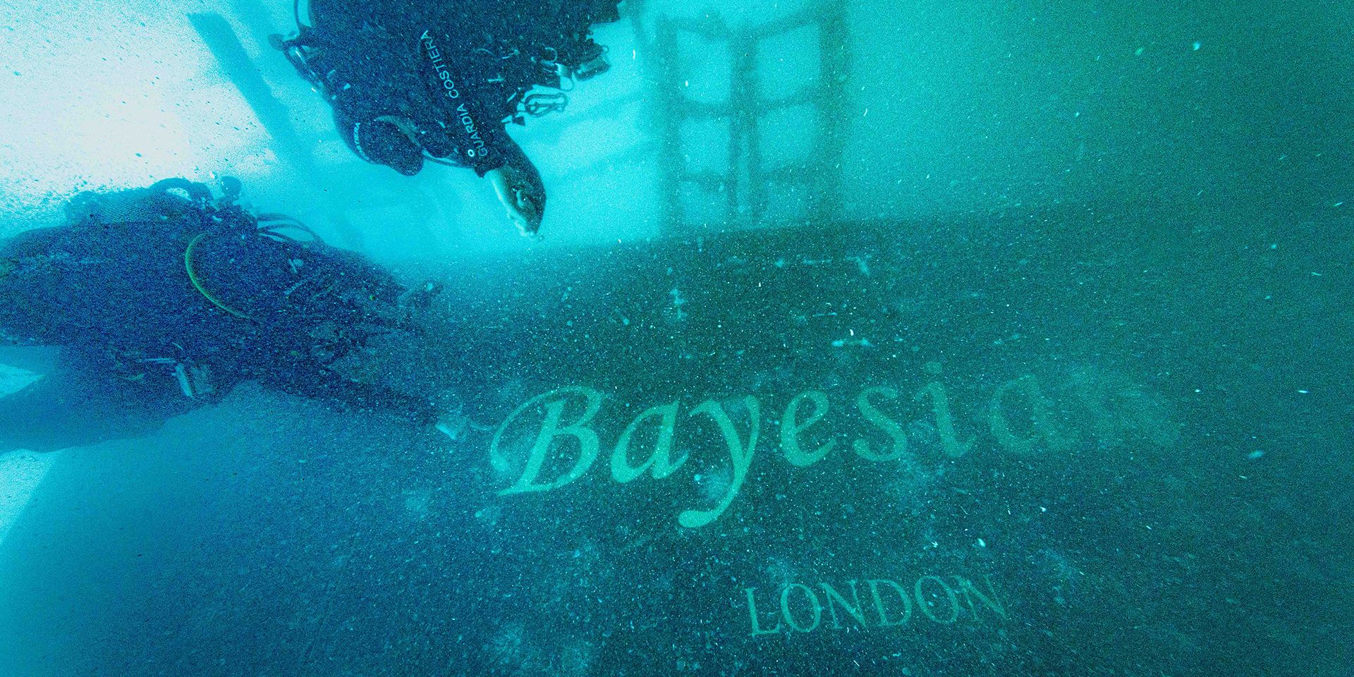 L'affondamento della Bayesan: le foto in profondità lasciano i dubbi