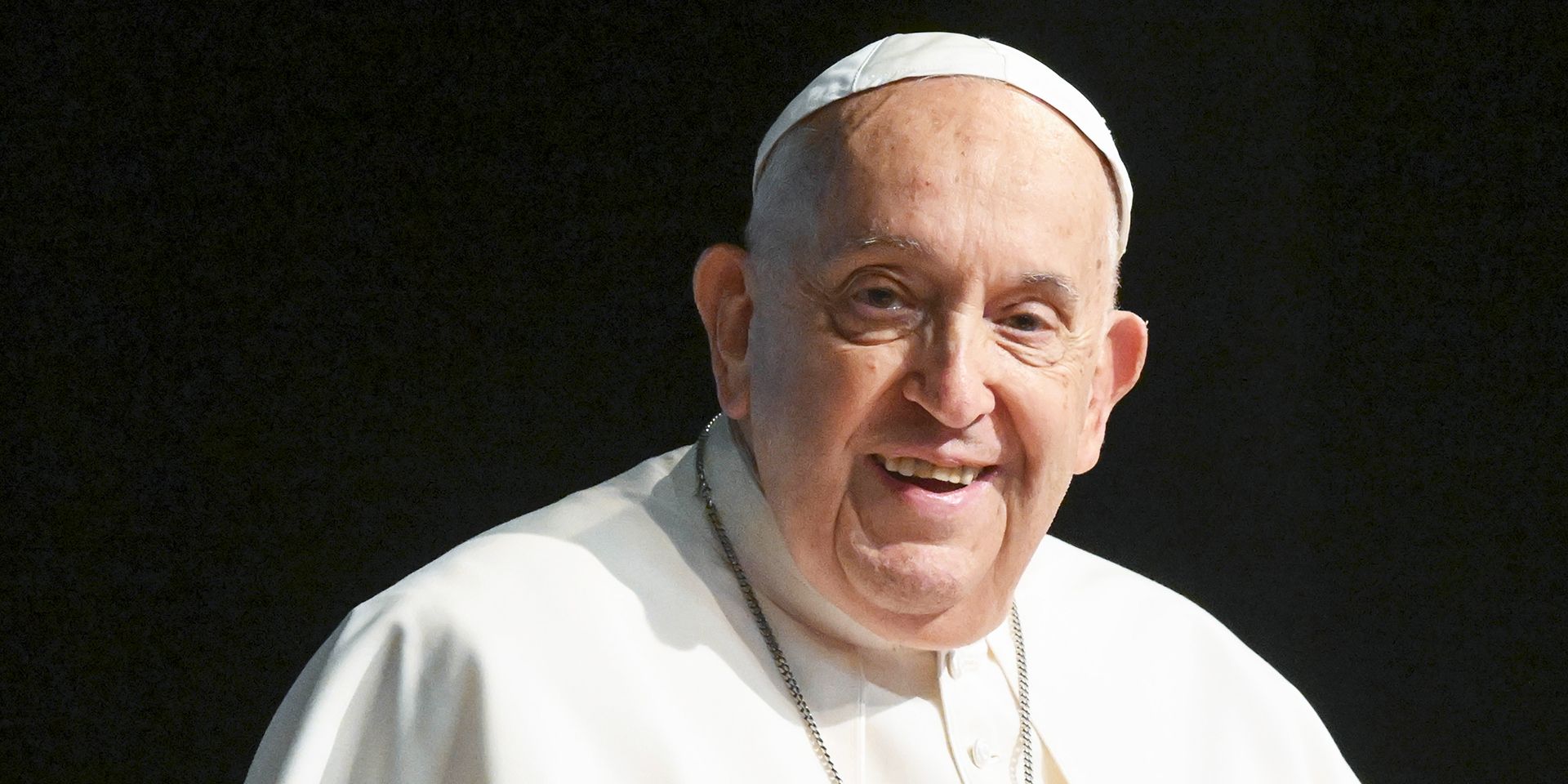 Papa Francesco è grave: ecco come sta davvero