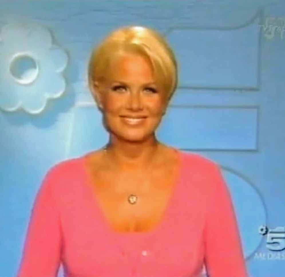 Fiorella Pierobon, la ricordi quand'era così? Le sue foto ieri e oggi