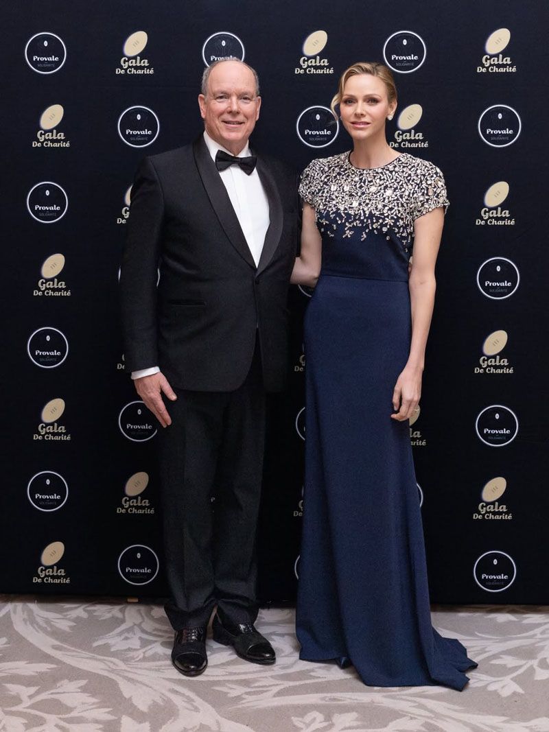 Charlene Wittstock, bellissima al fianco di Alberto di Monaco al Galà ...