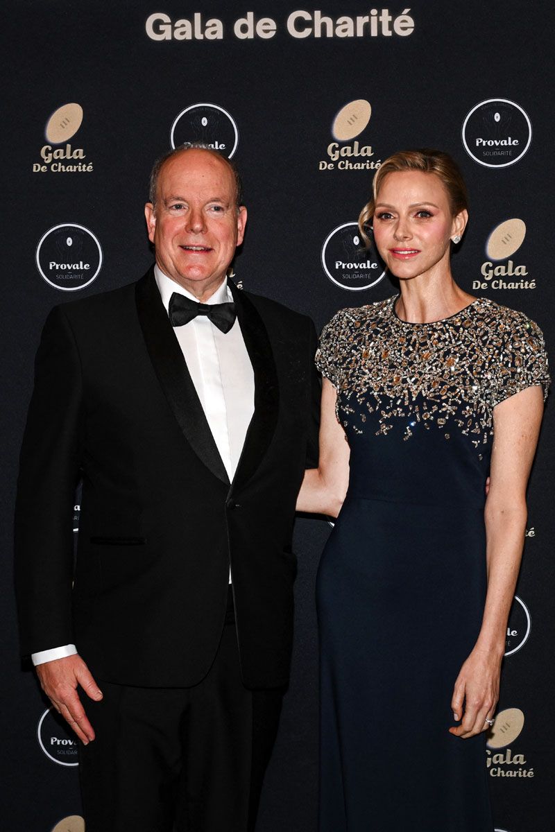 Charlene Wittstock, bellissima al fianco di Alberto di Monaco al Galà ...